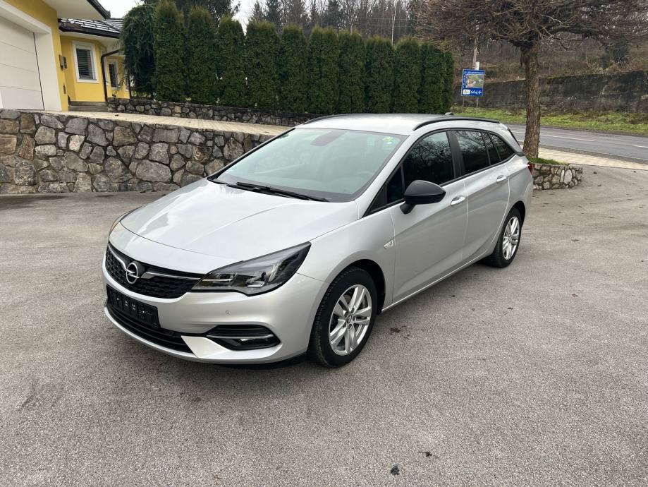 Opel Astra Karavan 1,5 D automatik 33000km!!!!, 2021 god.
