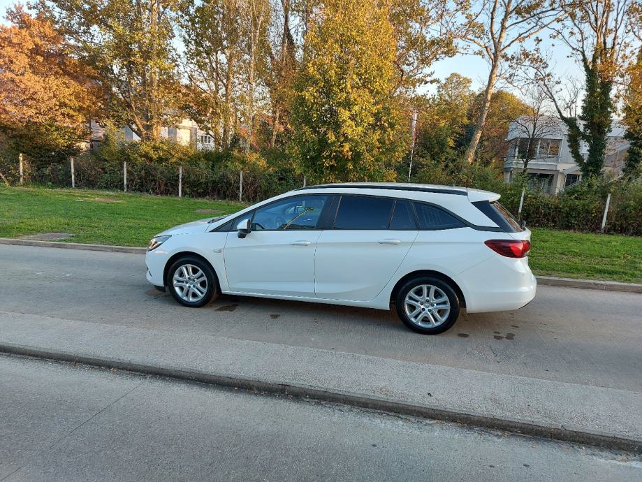Opel Astra Karavan 1,5 cdti, reg.9/23,Jamstvo 1 god., 18200€, 2021 god.