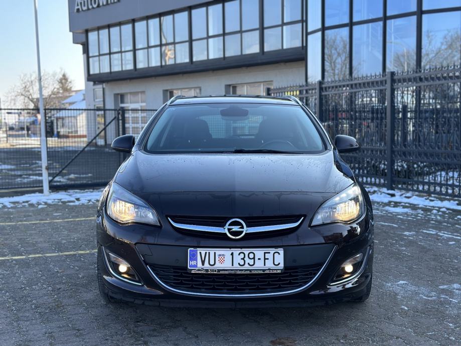 Opel Astra Karavan 1.6 CDTI* NAVI* ALU* MF* REG 1/25g*, 2015 god.