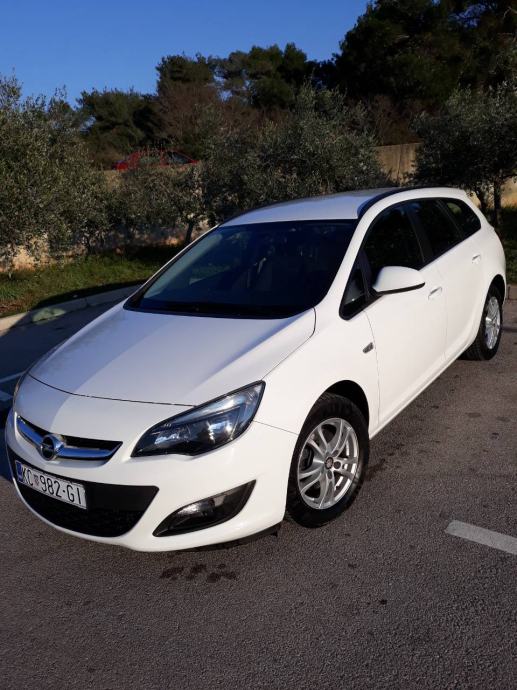 Opel Astra Karavan J 1,6 CDTI DPF ecoFLEX Sports Tourer, 2014 god.