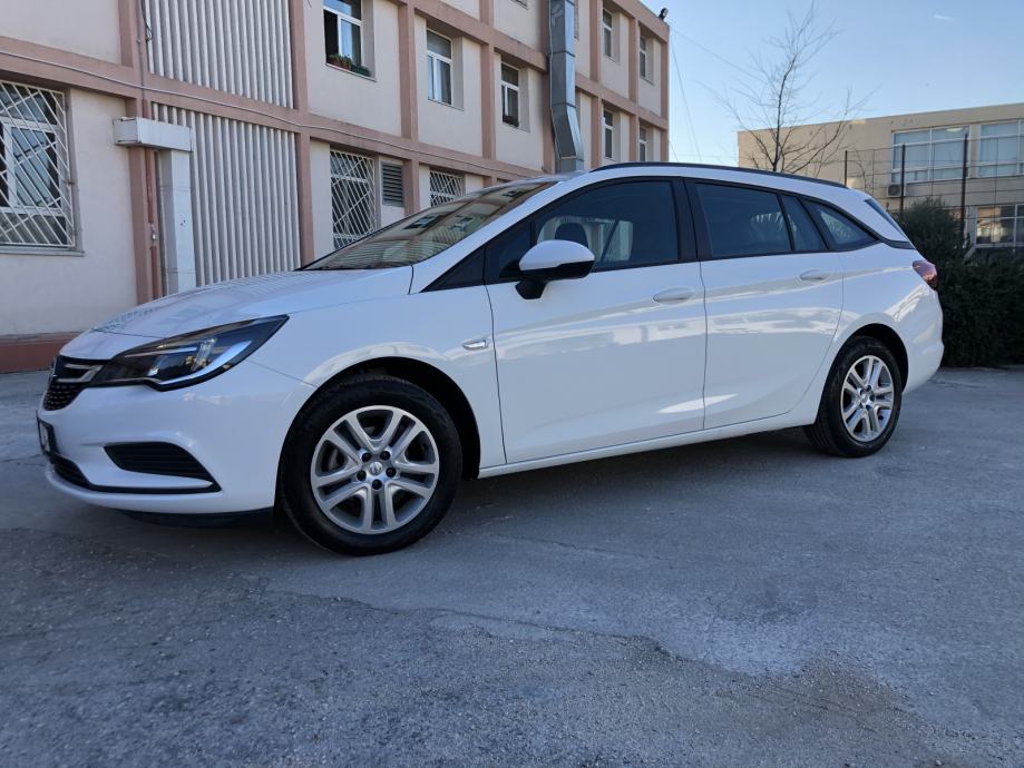Opel Astra Karavan 1.6 diesel, 2019 god.