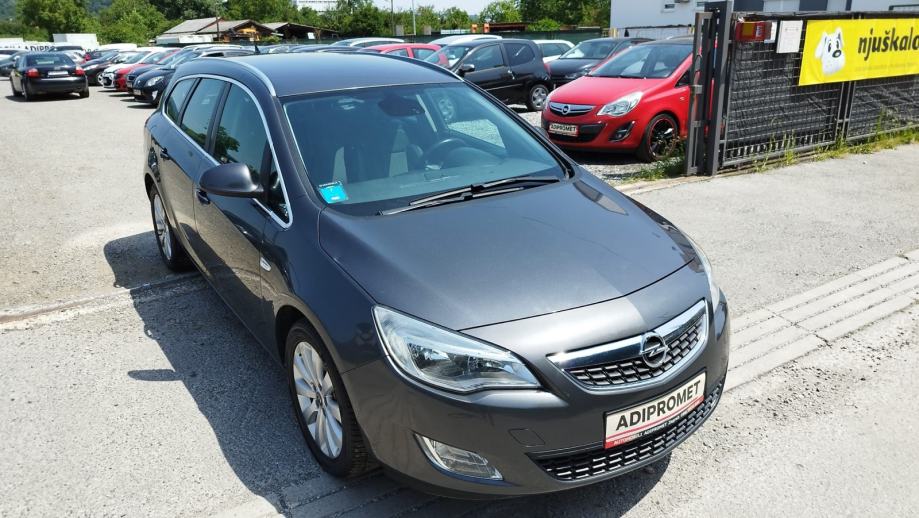 Opel Astra Karavan 1,7 CDTI COSMO / REG 1 GOD !!, 2011 god.