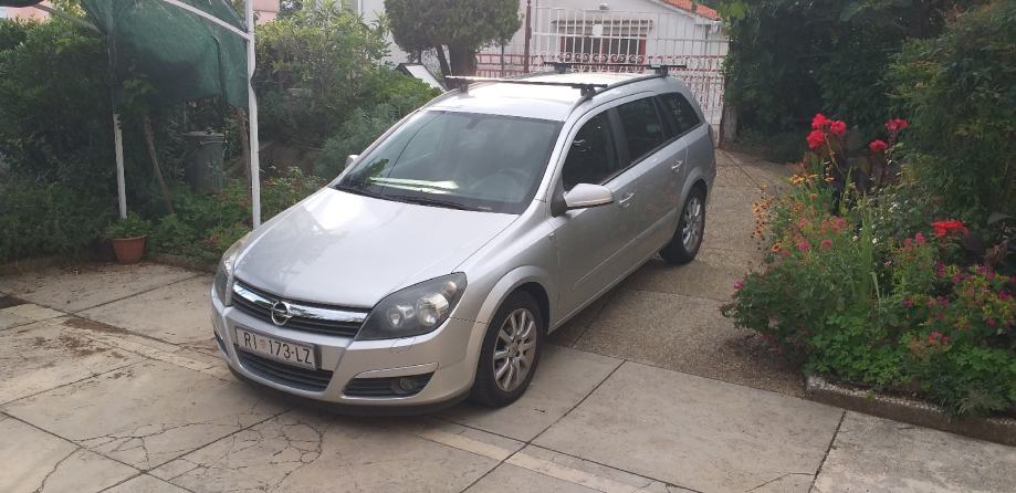 Opel Astra Karavan Caravan 1,6, 2005 god.