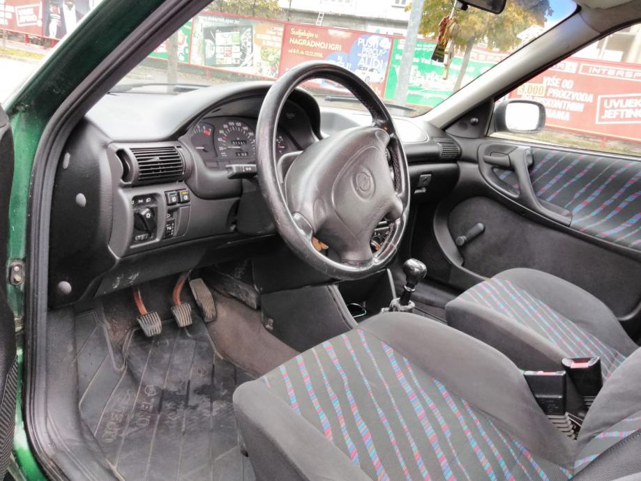 Opel Astra KARAVAN F 1.6 16V REG DO 11/2019, 1995 god.