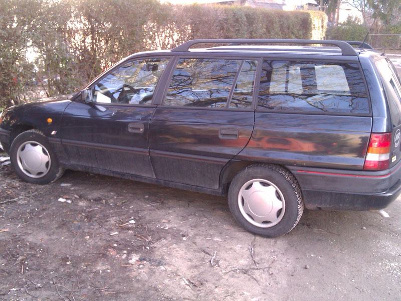 Opel Astra Karavan, 1994 god.