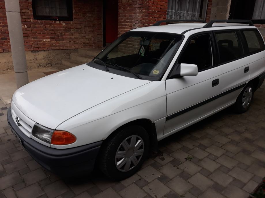 Opel Astra Karavan Karavan, 1994 god.