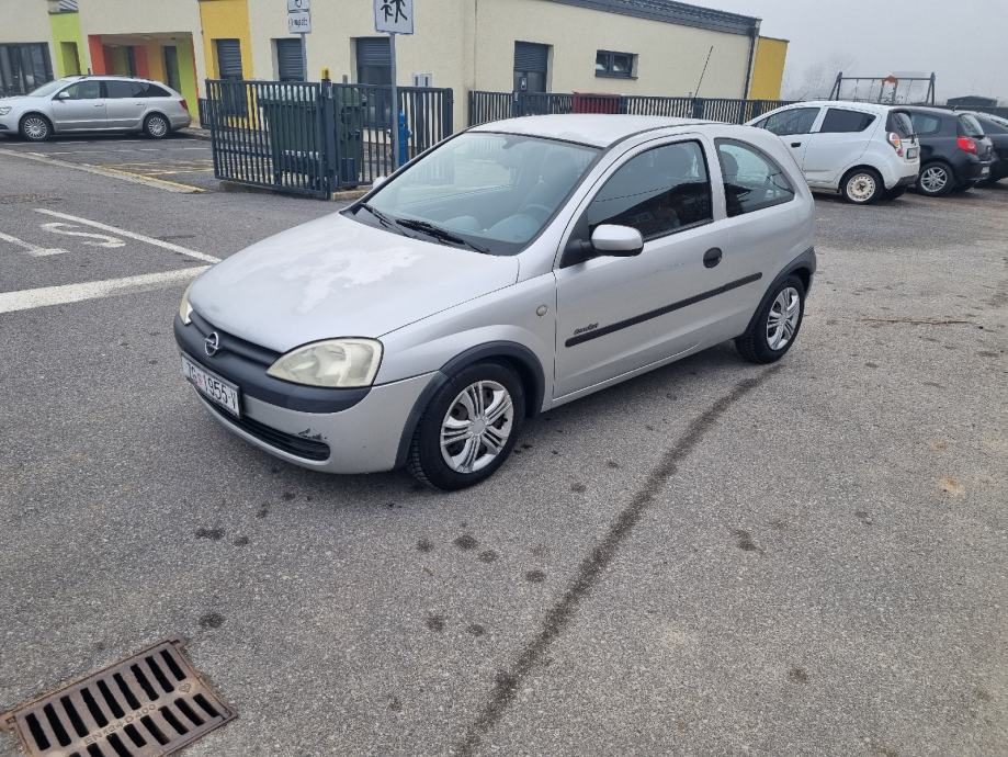 OPEL CORSA 1.2 16V * REG. GODINU DANA*, 2000 god.