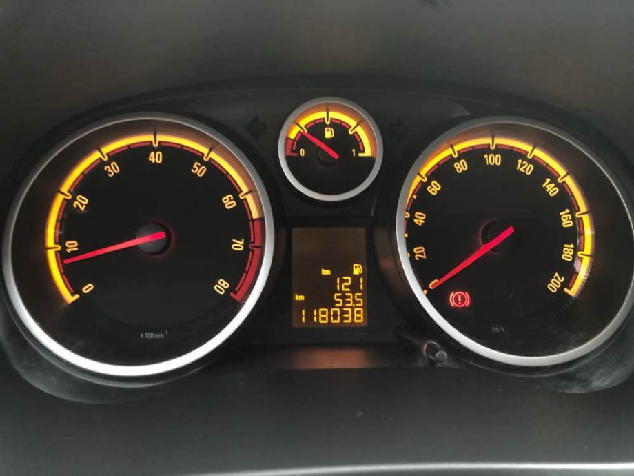 Opel Corsa 1,2 16V - GRIJ. SJEDALA I VOLANA, TEMPOMAT, *REZERVIRANO ...