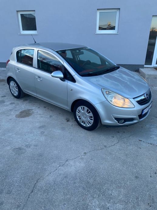 Opel Corsa 1,4 16V enjoy reg 02/25, 2008 god.