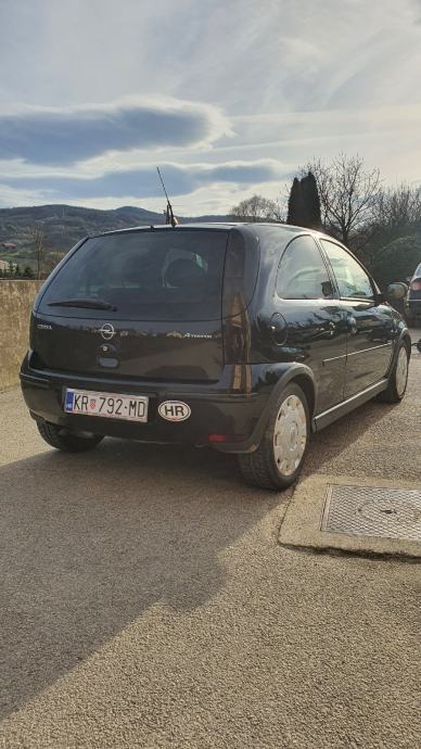 Opel Corsa 1,4 16V, 2004 god.