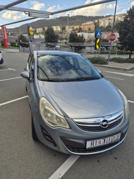 Opel Corsa 1,4 16V, 2012 god.