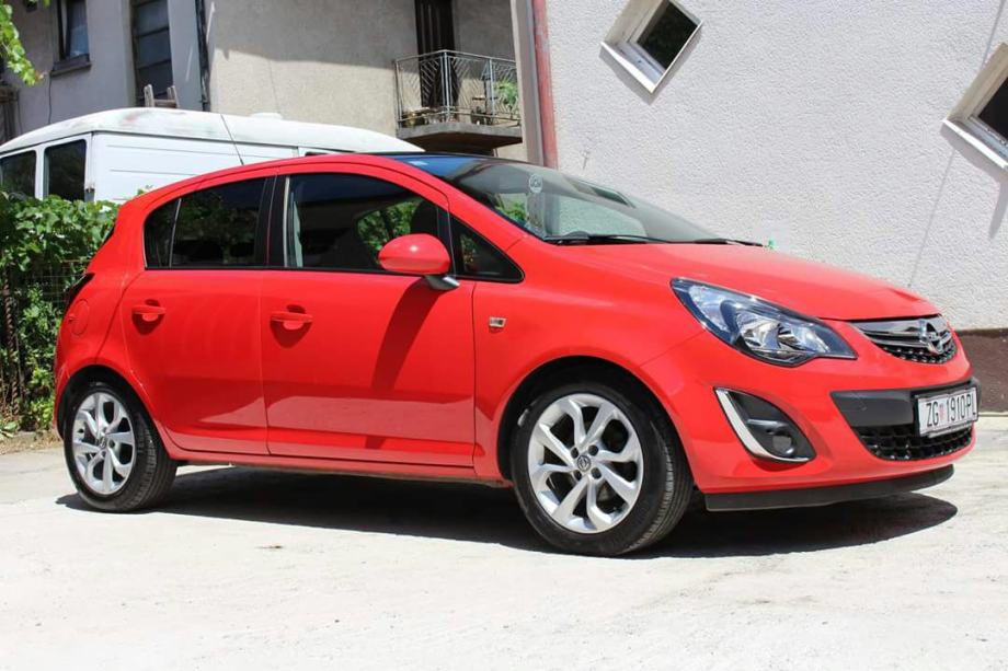 Opel Corsa 1.4 COLOR EDITION, 2010 god.