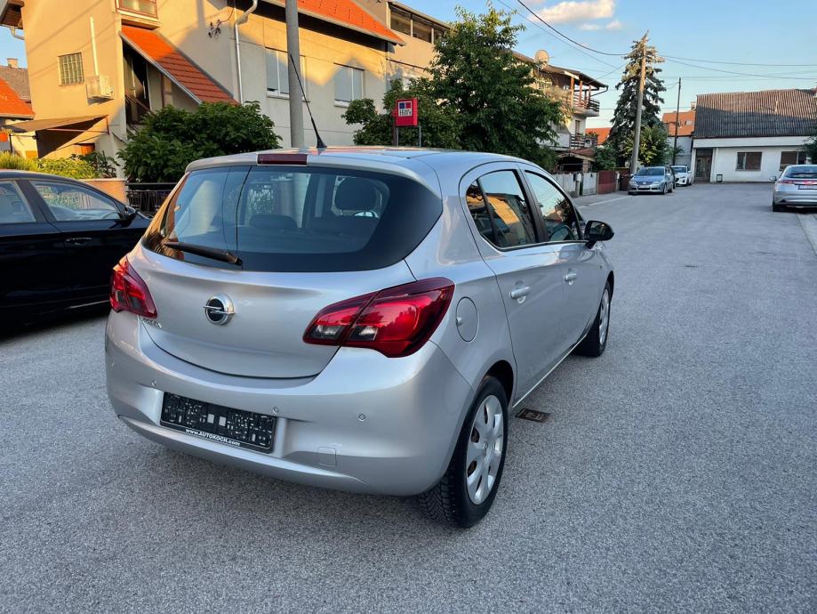 Opel Corsa 1,4-6.900€, 2015 god.