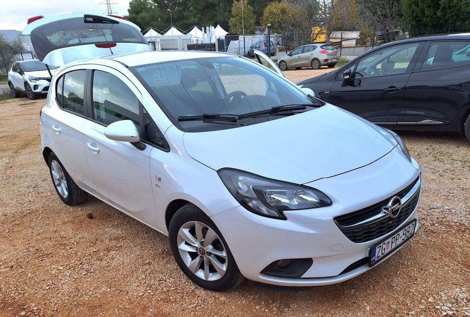 Opel Corsa 1,4i LPG 90ks 5 vrata,5 sjedala,alu felge,mog zamjena, 2016 god.