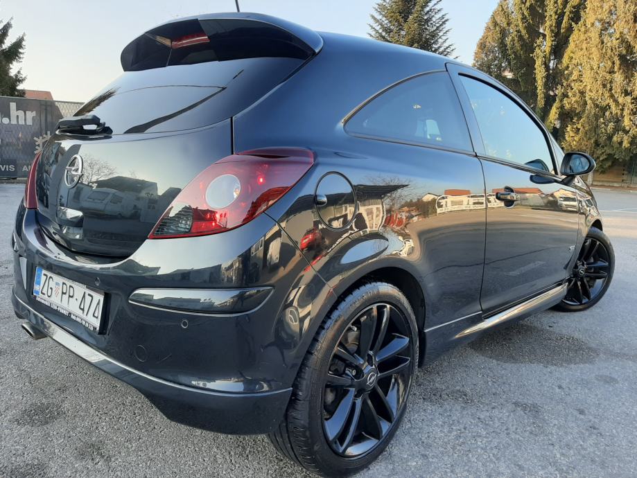 Opel Corsa 1,7 CDTI-OPC Line-BI XENON-NAVI-131KS-NOVI MODEL-TOP STANJE ...