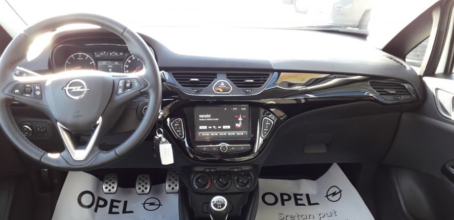 Opel Corsa Color Edition 1,4 JAHRESWAGEN, 2019 god.
