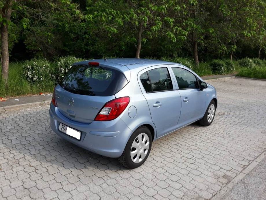 Opel Corsa ECO 1,3 CDTI Enjoy 55kW Nove 4LjetneGume+4ZimskeGume+felge ...