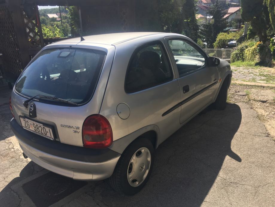 Opel Corsa Swing 1,2 i 16 V, 1998 god.