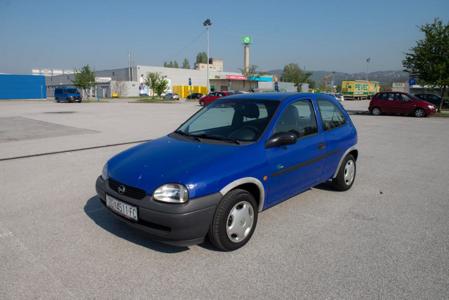 Opel Corsa Swing 1,4 i, 1997 god.