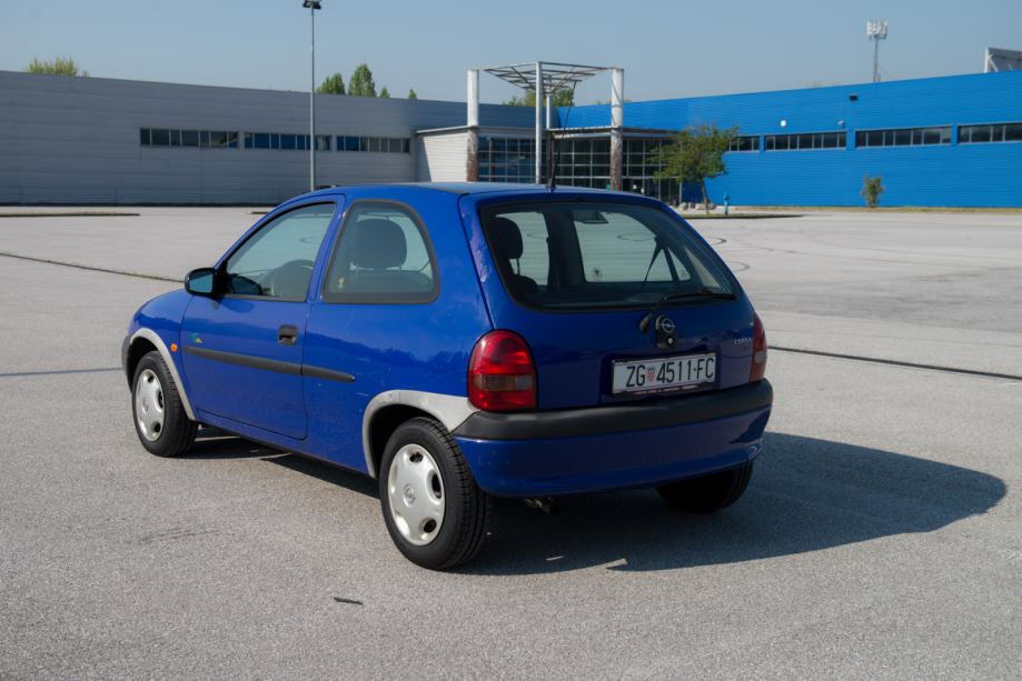 Opel Corsa Swing 1,4 i, 1997 god.