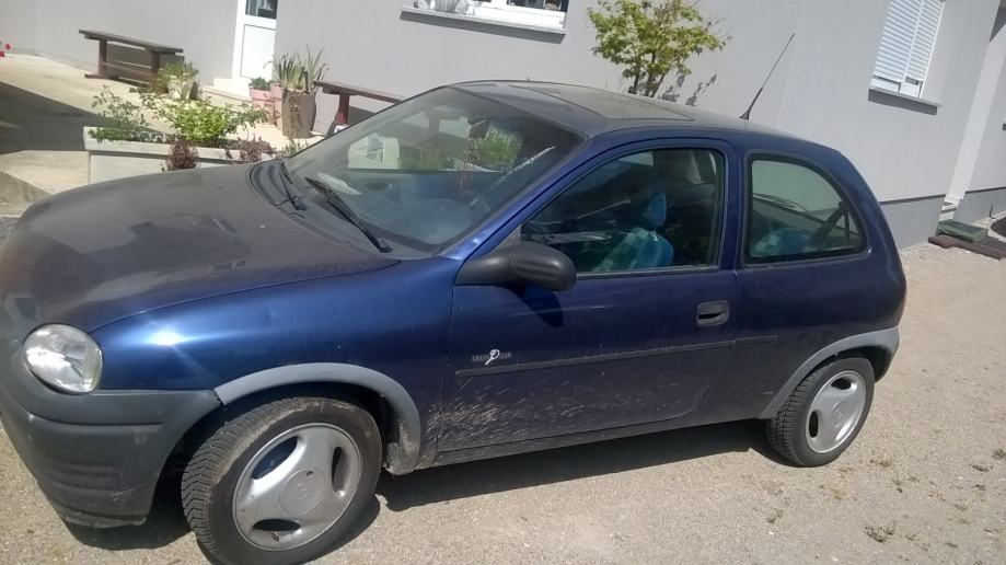 Opel Corsa Swing 1,4 i, 1996 god.