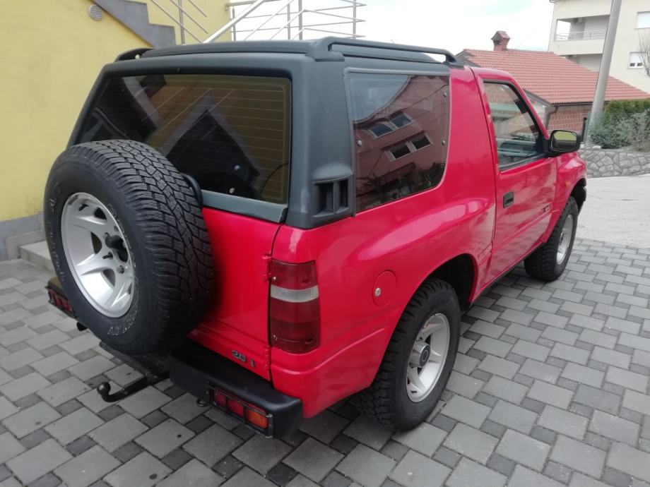 Opel Frontera Sport,4X4 Reg do 3/2020, 1995 god.