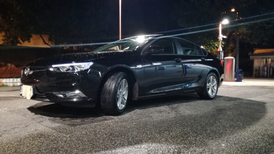 Opel Insignia 1,5 Turbo-parking senzori, 2 seta guma, reg do 07 2021, god.