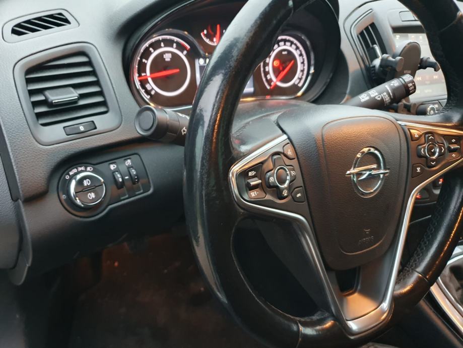 Opel Insignia 1.6 CDTi, 2017 god.