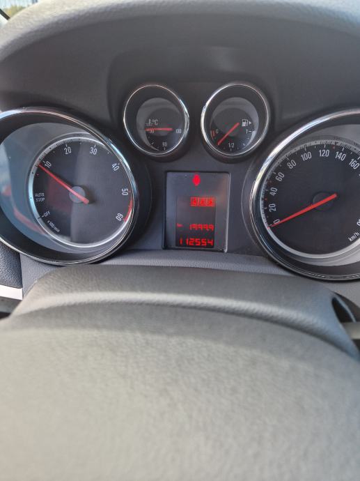 Opel Mokka 1,7 CDTI tempomat, ,alu 18, 112000 km, 96 kw - 130 ks, 2014 god.