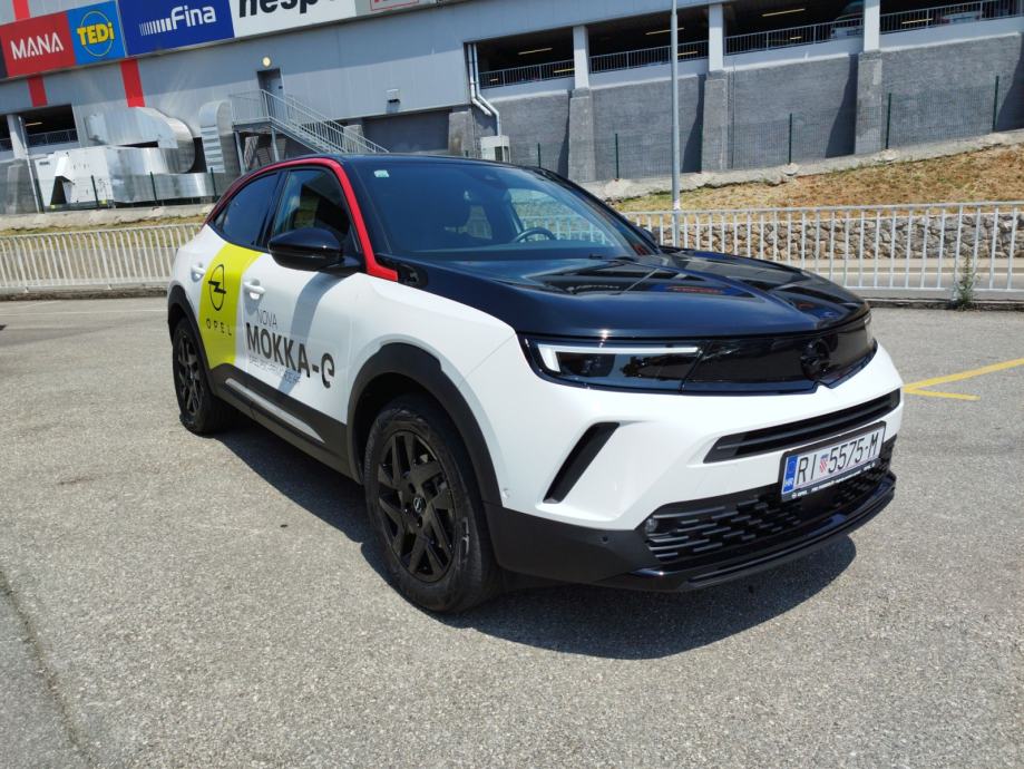 Opel Mokka GS line Electric 100 kW, 2022.g, reg 01/2024, DEMO vozilo ...