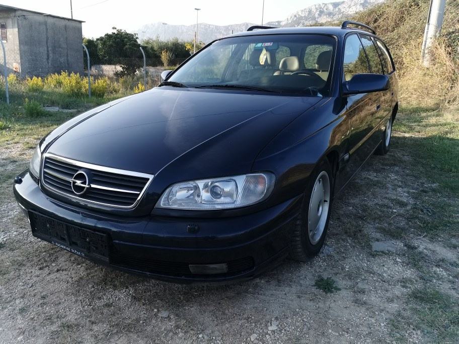 Opel Omega 2,2 16V, 2002 god.