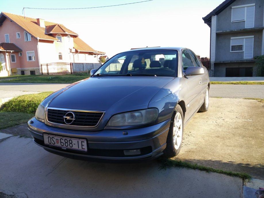 Opel Omega 2.5 DTI automatik, 2002 god.