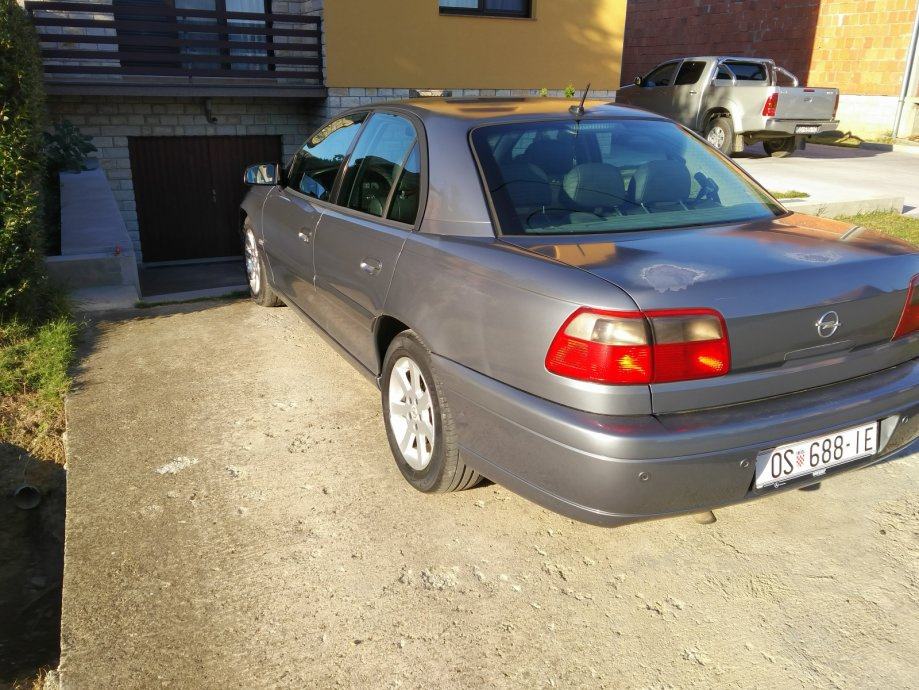 Opel Omega 2.5 DTI automatik, 2002 god.