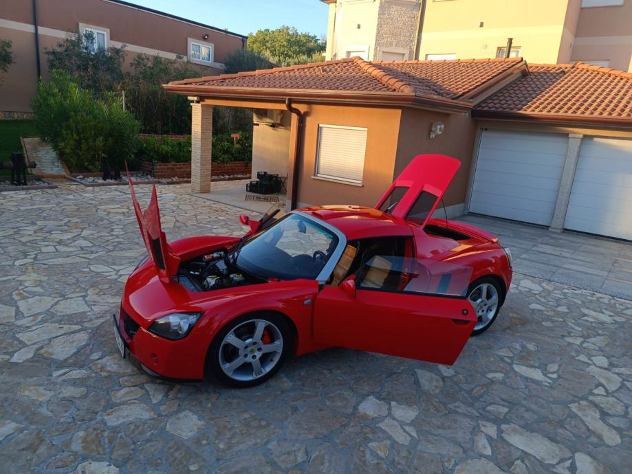 Opel Speedster 2,2 16V, 2002 god.