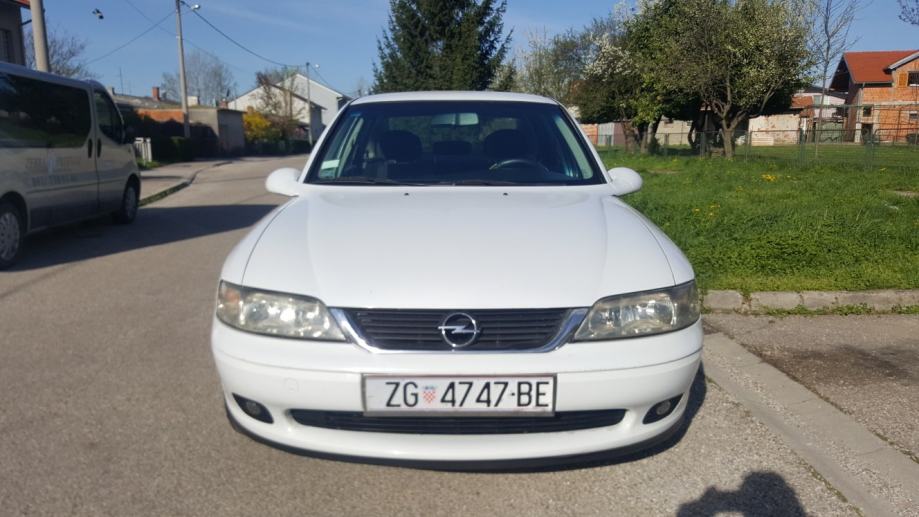 Opel Vectra 2,0 DTI 16V EDITION 2000, 2000 god.