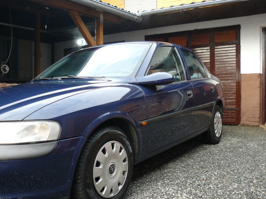 Opel Vectra B, 1998 god.