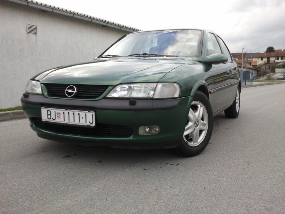 Opel Vectra CD 2,0 i 16V automatic, 1996 god.