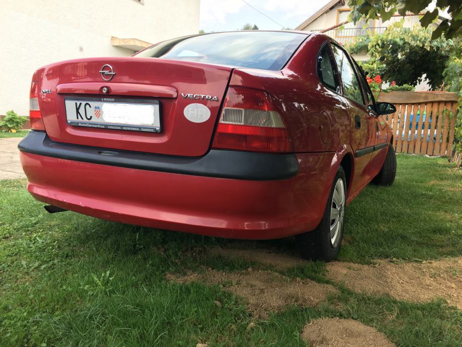 Opel Vectra GL 1,6 i, 1998 god.