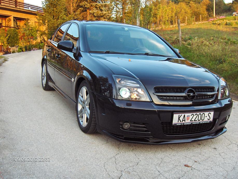 Opel Vectra GTS Sport 2,2, 2003 god.
