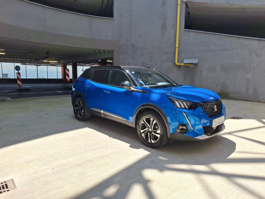 Peugeot 2008 GT Line PureTech 130 S&S, 2020 god.