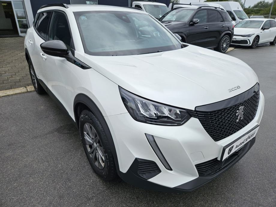 PEUGEOT 2008 STYLE 1,2 PURETECH 130 KS AUTOMATIK, PRVI VLASNIK,, 2023 god.