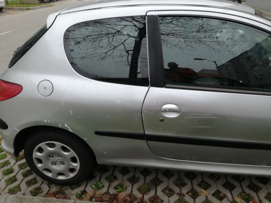 PEUGEOT 206, reg. 7/2019, 2004 god.