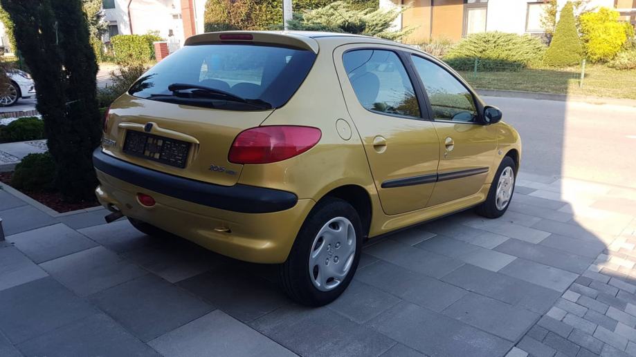 Peugeot 206 1,4 HDi 5 Vrata..! Reg.4mj 2020 .. !, 2003 god.