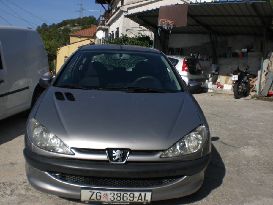 Peugeot 206 206 1,4 HDi, REG DO 3/2023, 2003 god.