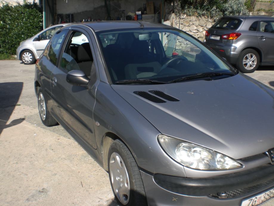 Peugeot 206 206 1,4 HDi, REG DO 3/2023, 2003 god.