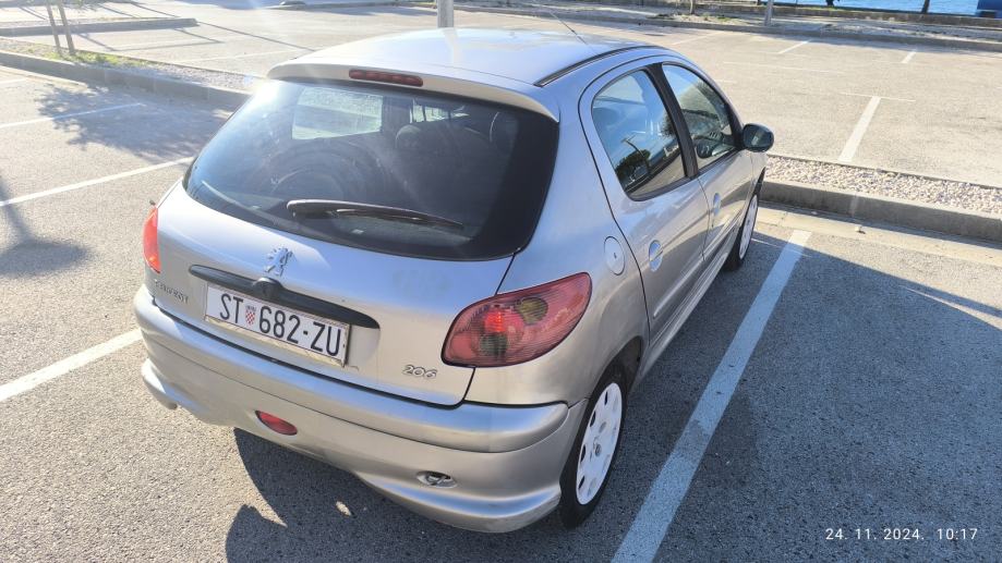 Peugeot 206 1,4 benzin, 177 tkm, reg do 8/25, 2005 god.