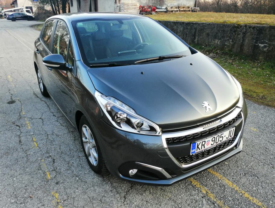 Peugeot 208 1,6 BlueHDi, Style, 99 ps, 2015 god.