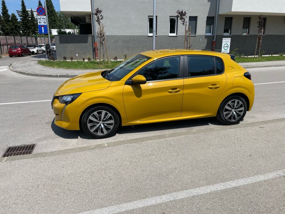 Peugeot 208 Active 1,2 PureTech 75, 2020 god.