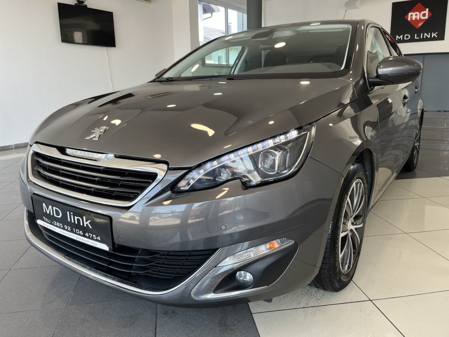 Peugeot 308 1,2 PureTech Allure Full, 2016 god.