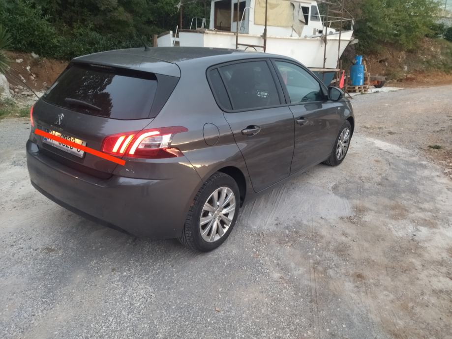 Peugeot 308 1,6 BlueHDi, 2016 god.